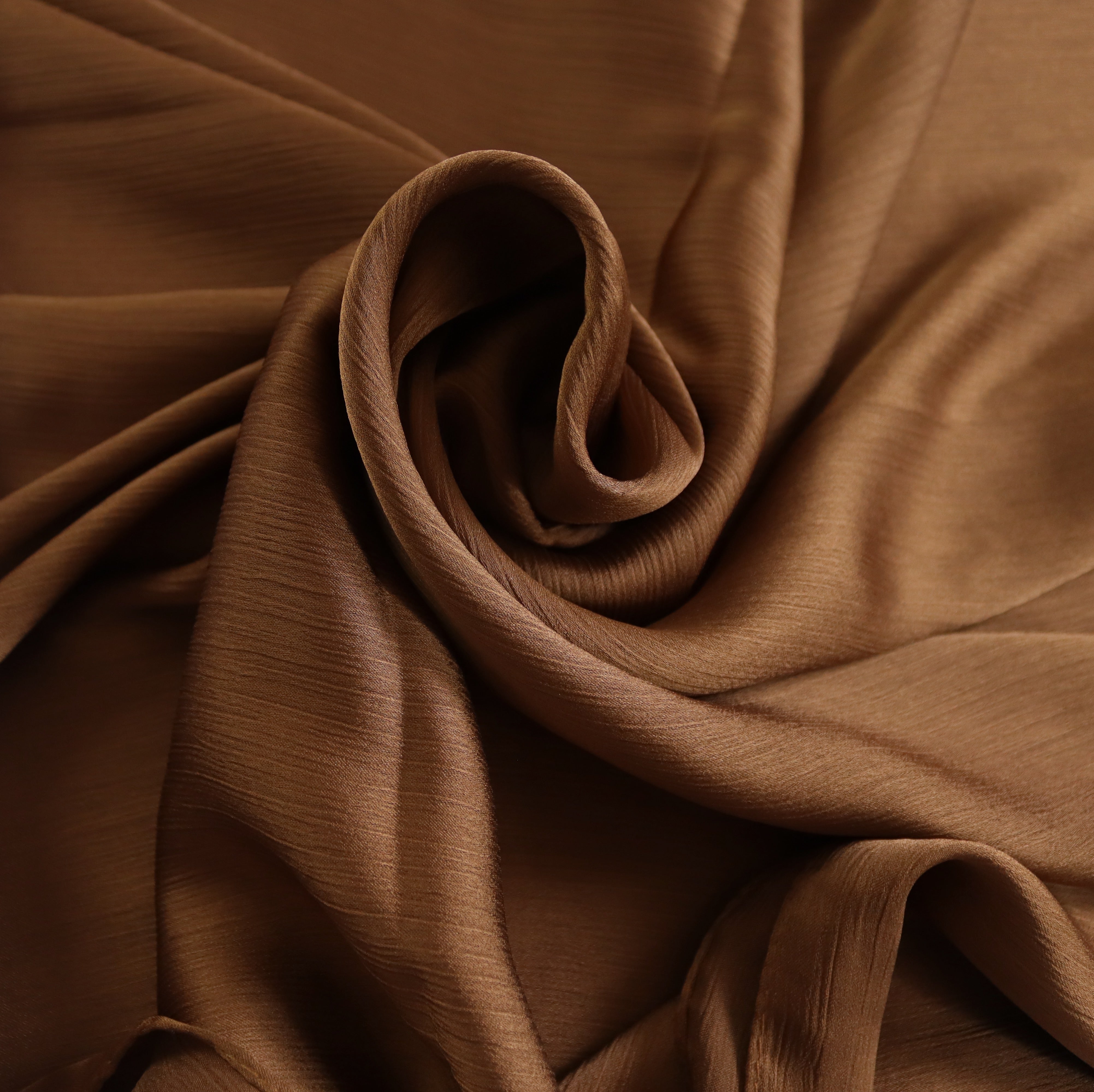 Satin Crinkle Chiffon Hijab / Caramel – Cherryblossomhijab